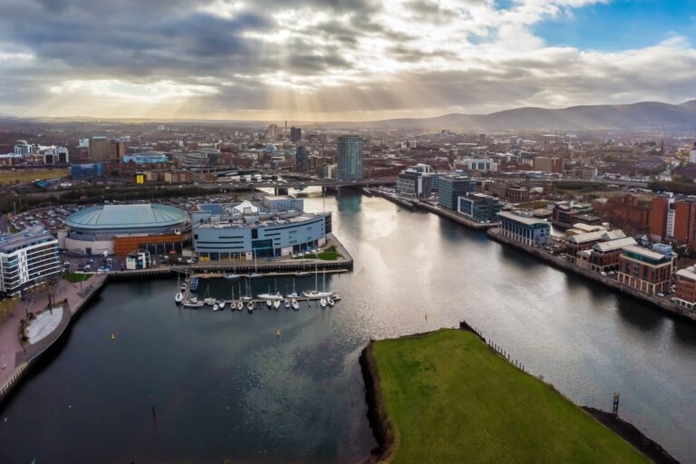 TOP 15 Belfast: Alle Sehenswürdigkeiten & Tipps, die du kennen musst!