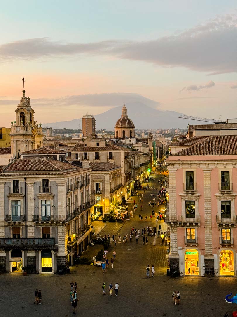 TOP 20 Catania Sehenswürdigkeiten, die du sehen musst!